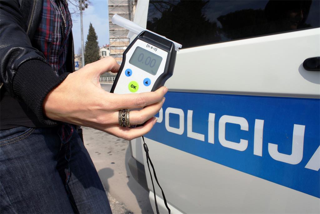 Policijska uprava istarska - Izazvala prometnu nesreću pod utjecajem alkohola